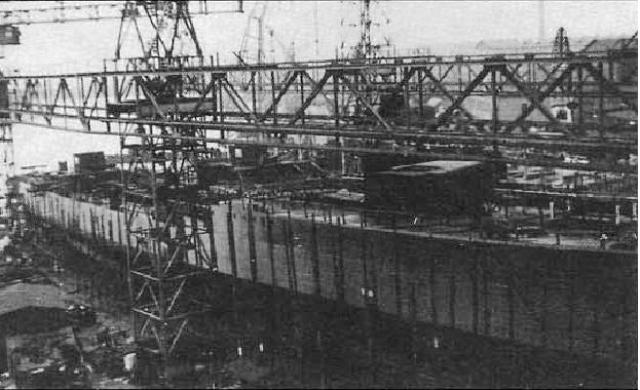 Happy Launch Day KMS Z46 and HMS Javelin (F61) : r/AzureLane